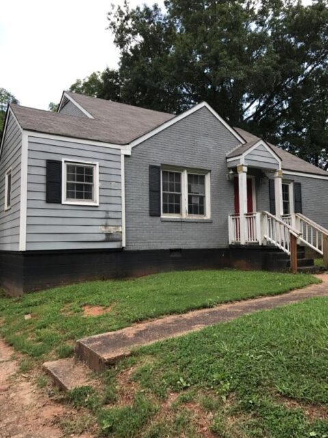 Renovating My House – The Beginning | Leslie Karen